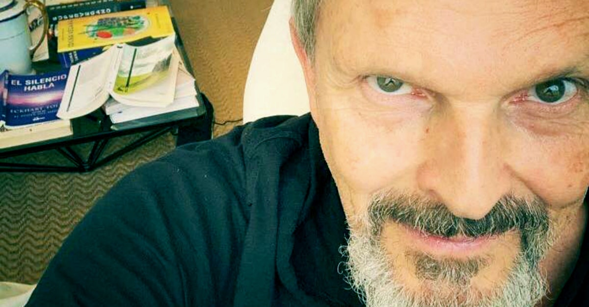 Miguel Bosé, dopo la morte della mamma per covid, dice “il covid non ... Miguel Bosé, dopo la morte della mamma per covid, dice “il covid non ...