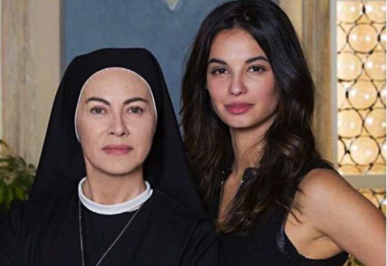 Francesca Chillemi torna sul set: la figlia Smeralda ruba la scena ...